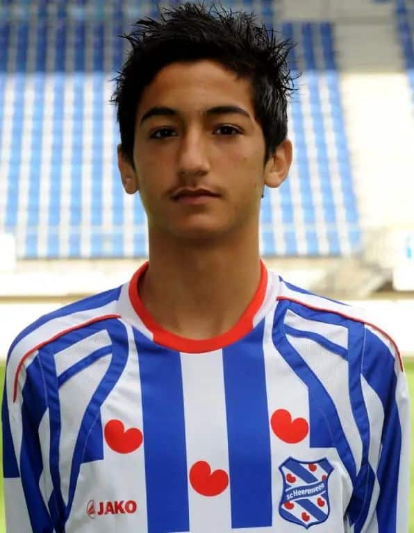 Hakim Ziyech Biography Facts, Childhood, Net Worth, Life | SportyTell
